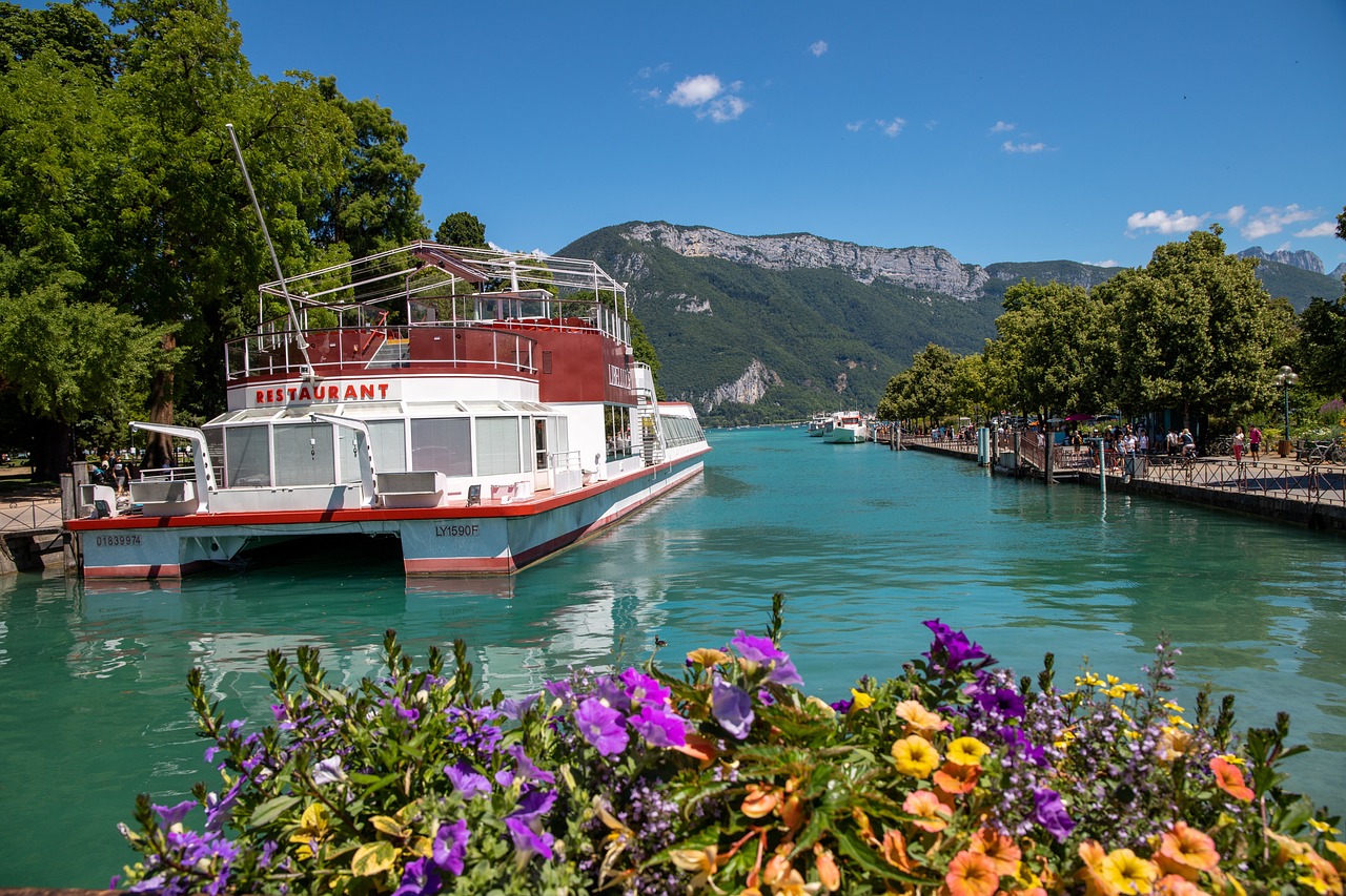 Top 3 Towns in France for Your Next Family Vacation ⋆ Family Travel ...